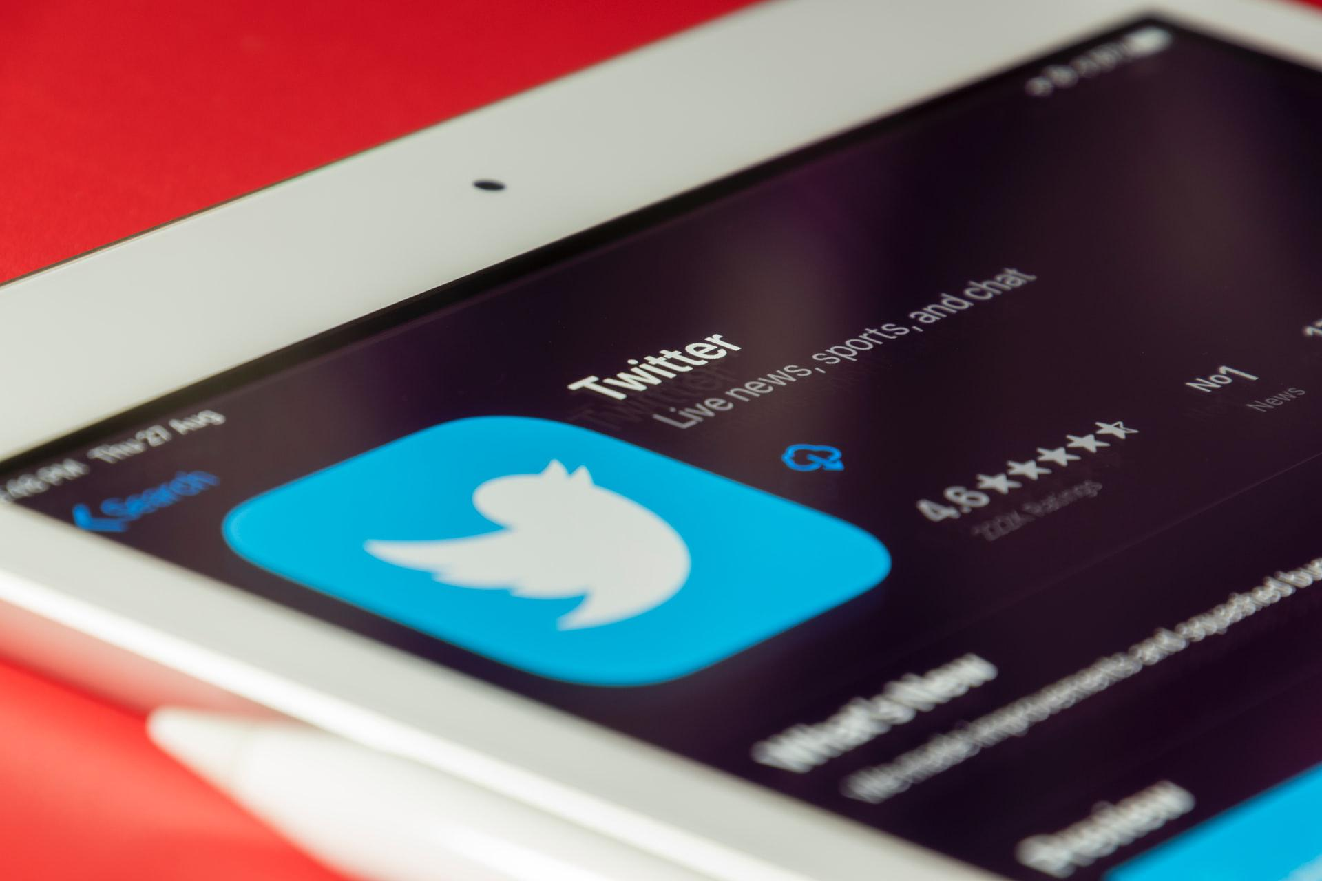 Como a compra do Twitter pode impactar a liberdade de expressão? - Blog ...